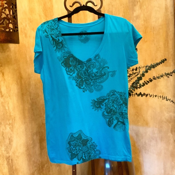 Stranded | Tops | 2 Tees For 2 Stranded Turquoise Ss Vneck Graphics Tee ...